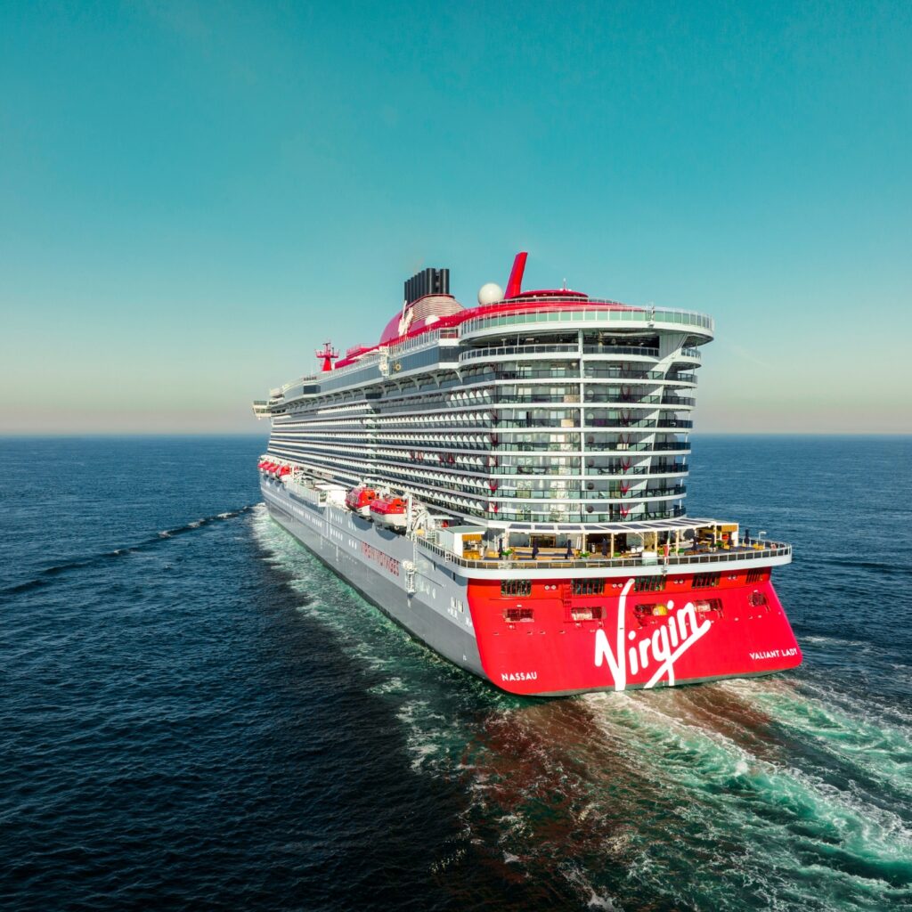 Valiant Lady - weCruise